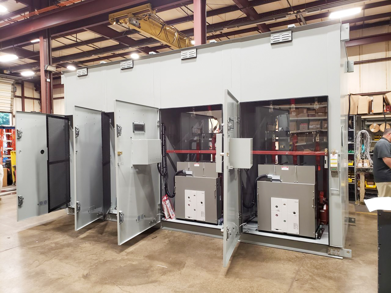 5 Reasons to Consider Medium-Voltage Hybrid Switchgear - Southwest Electric